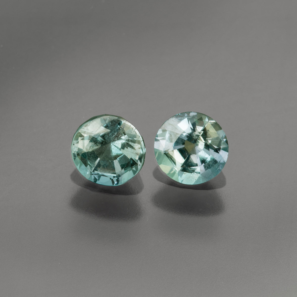 Color Change Round Alexandrite – Pala International